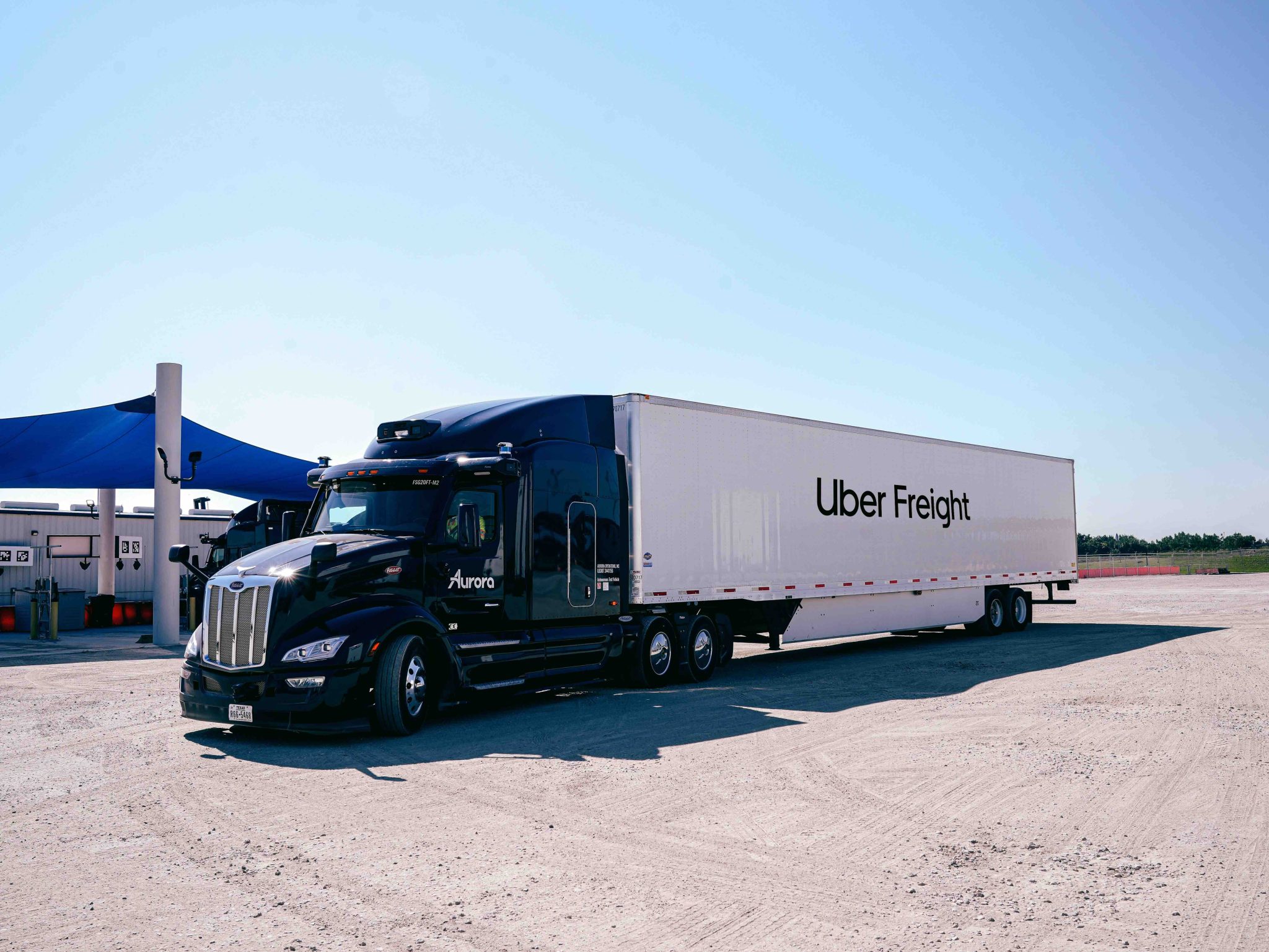 Uber expands driverless truck deal with Aurora, with new Texas route ...