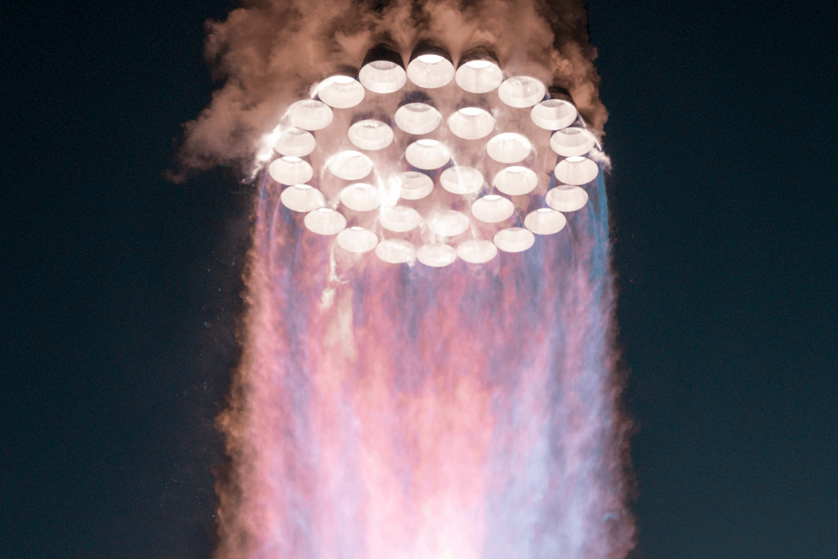 Why SpaceX successfully landing Starship booster on launch pad is ...